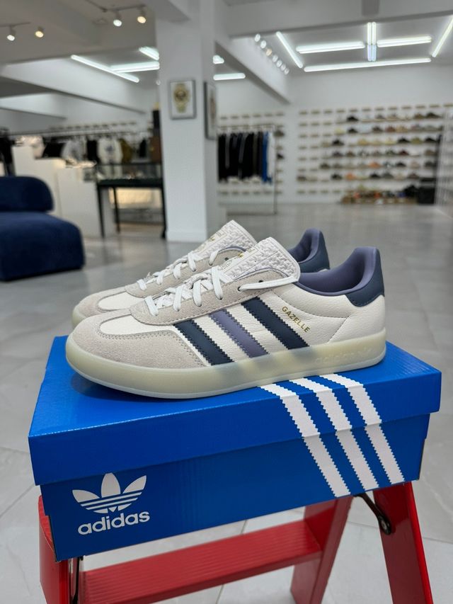Adidas Gazelle Indoor IG1643 | Blue Box