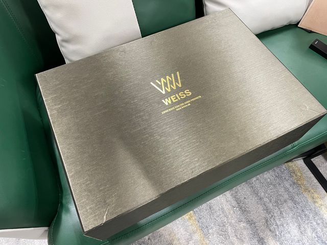 WEISS MEDUS | Hedonic 享樂