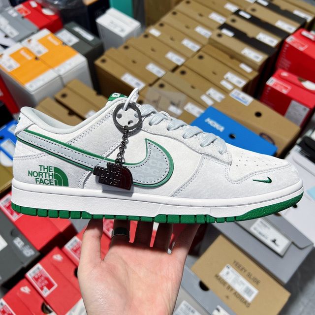 The North Face x CDG x Nike Dunk Low | Blue Box