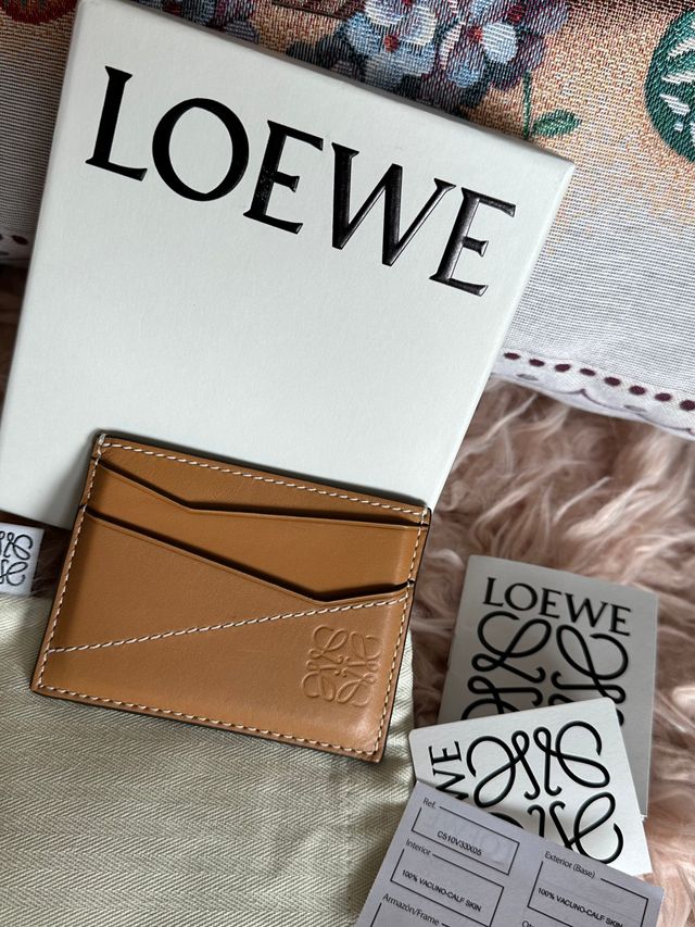 loewe puzzle card holder gold color | Black Vintage 中古店