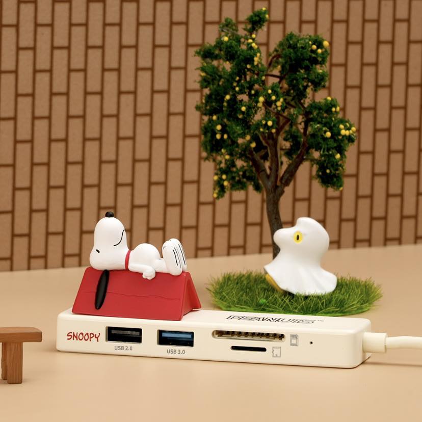 [Peanuts] Snoopy USB 5合1 Multi Hub | Phoebechin 韓國代購