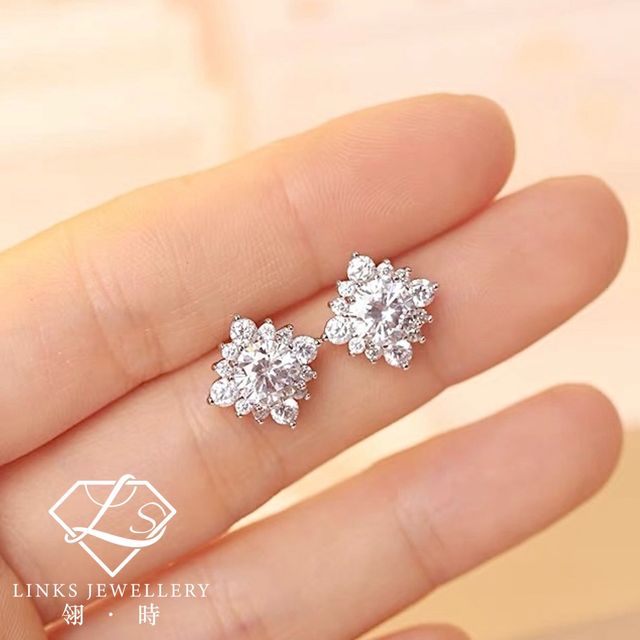 真正莫桑石 可過測鑽筆-矩形雪花耳釘 MEG055 | Links Jewellery 翎時珠寶